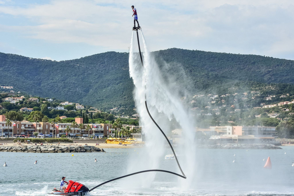 Jet Ski Powered Flyboard, FlyRide, and Hoverboard [Video] - jetdrift ...