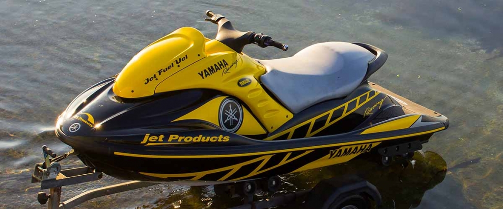Can You Vinyl Wrap a Jet Ski? [Yes! Here’s How] - jetdrift.com ...