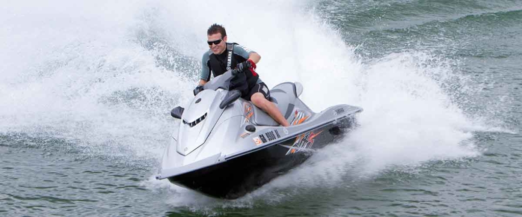 2015-2016 Yamaha VXS Review and Specs [Video] - jetdrift.com - jetdrift.com