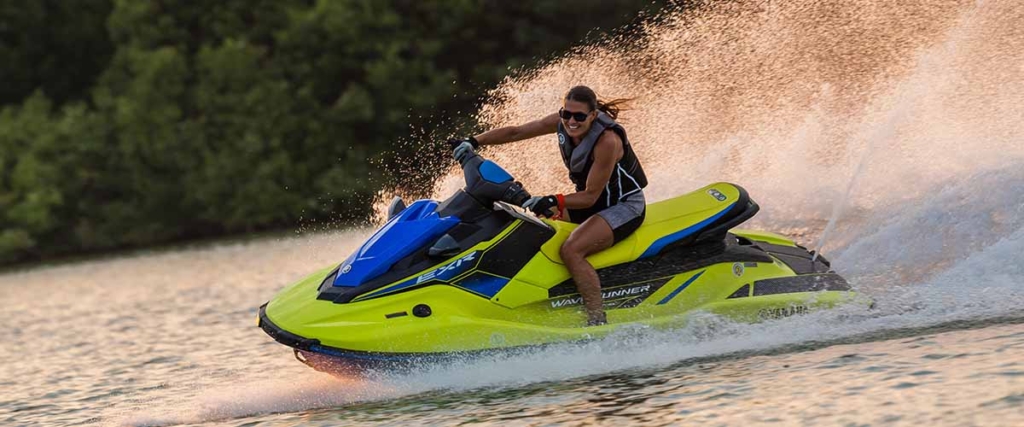 2015-2019 Yamaha VXR Review and Specs [Video] - jetdrift.com - jetdrift.com